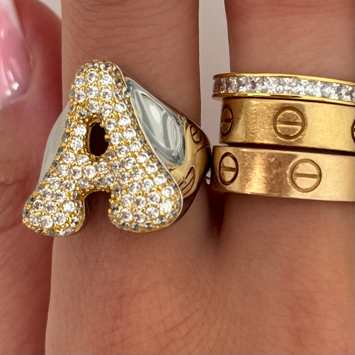 ICED JUMBO LETTER RING 7 EP JEWELS